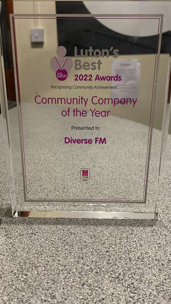 Diverse FM 102.8 | Online | On Mobile - Radio Station